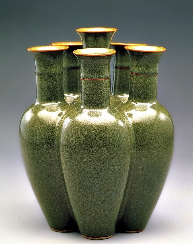 Fake antique porcelain: unique in shape and personality, belonging to ...