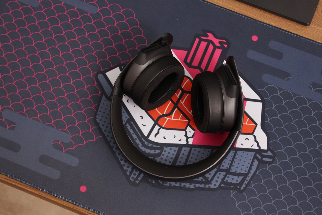 Alienware 510H gaming headset + AW521BR Bluetooth receiver out of the ...