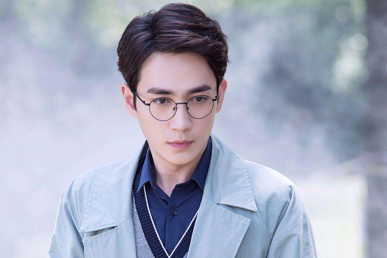 How amazing are Zhu Long's eyes, and why is he called the actor with ...