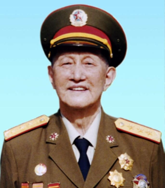 Peng Dehuai was in distress in North Korea many times. The guard fired ...