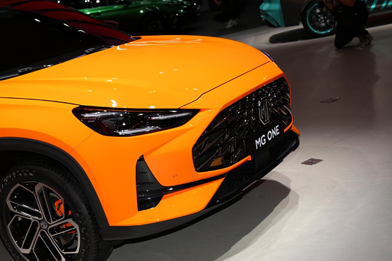 MG ONE亮相成都車展 有望年內上市 - 資訊咖