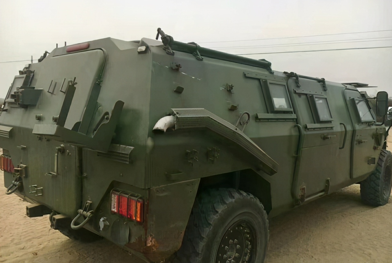 The military fan boss spent 690,000 yuan to buy a second-hand Dongfeng ...