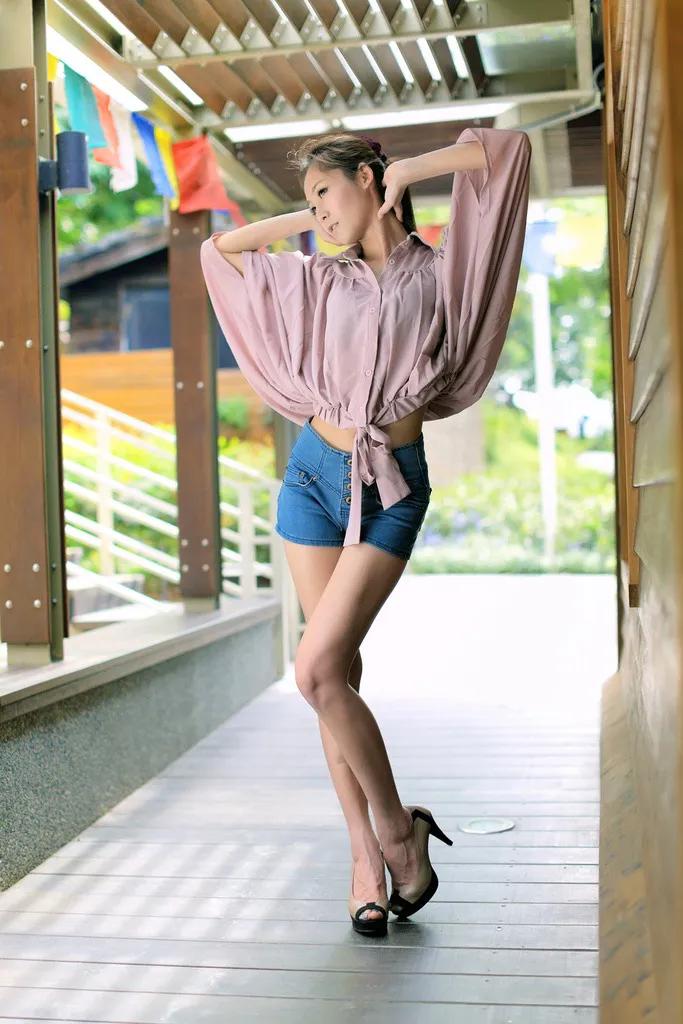 Taiwanese female model Xiaoxue - iNEWS