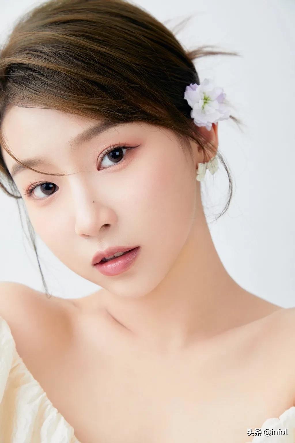 Lin Junyi set of small fresh photos - iNEWS