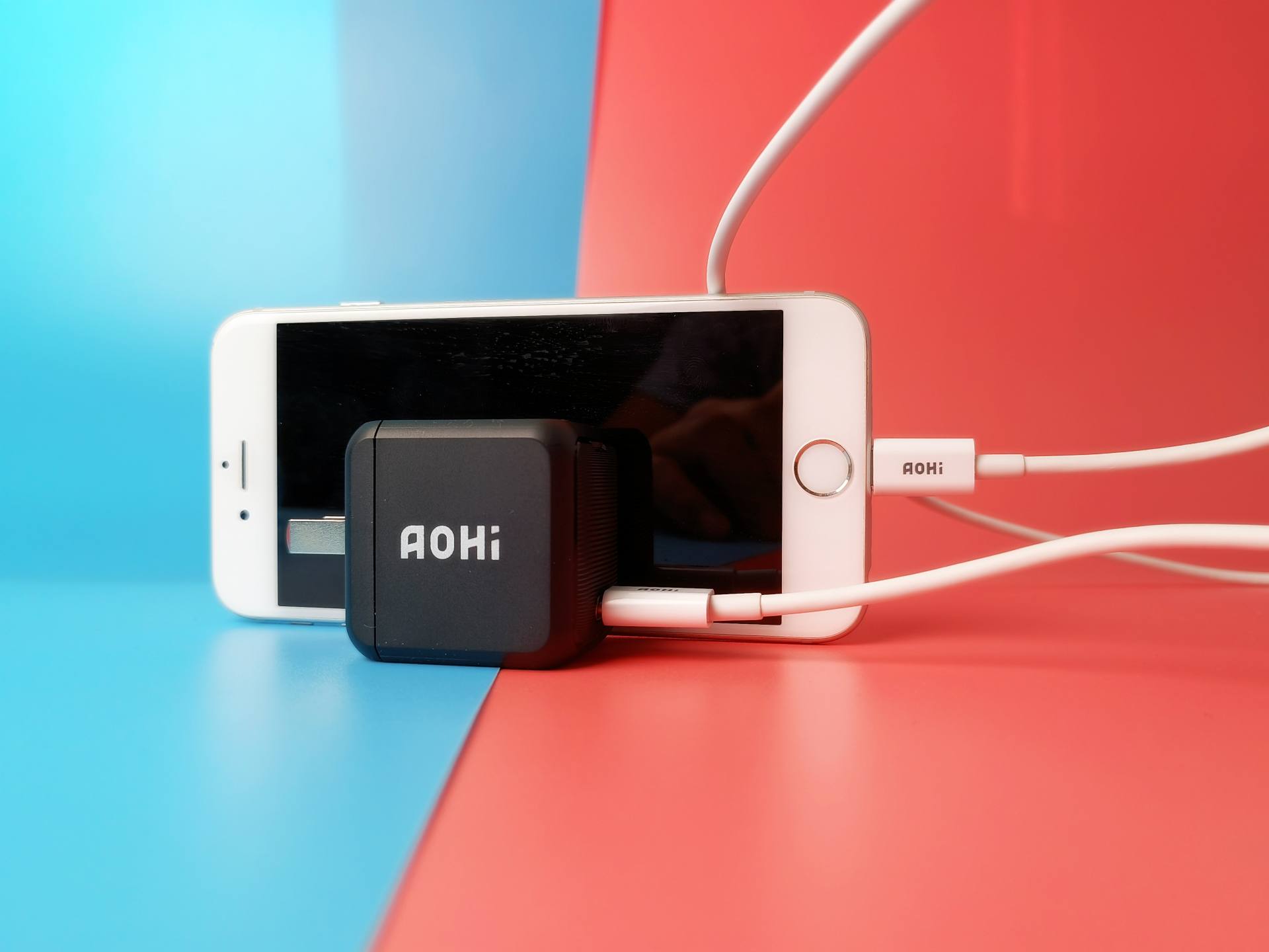 淘汰多餘充電器，快充一個就夠了，Aohi Magcube 65W 65W充電器體驗 - 資訊咖