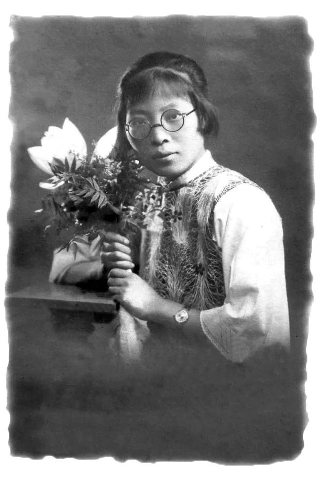 A Generation of Talented Girl Feng Yuanjun - iNEWS