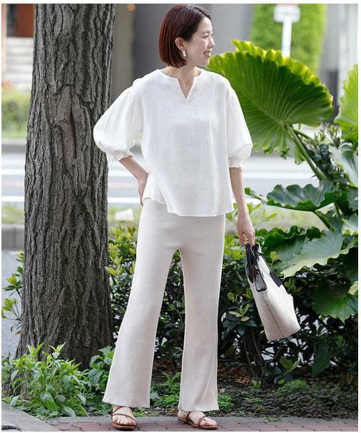 Mature and beautiful casual wear is a hot topic for adult ladies to ...