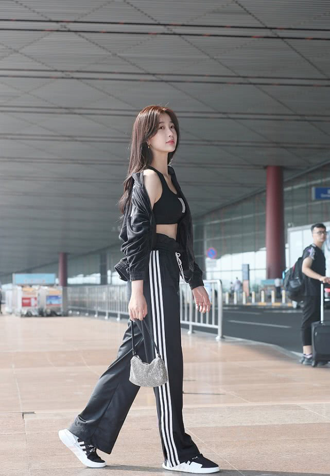 Yu Shuxin was quite quiet when she was not "making", and she showed off ...