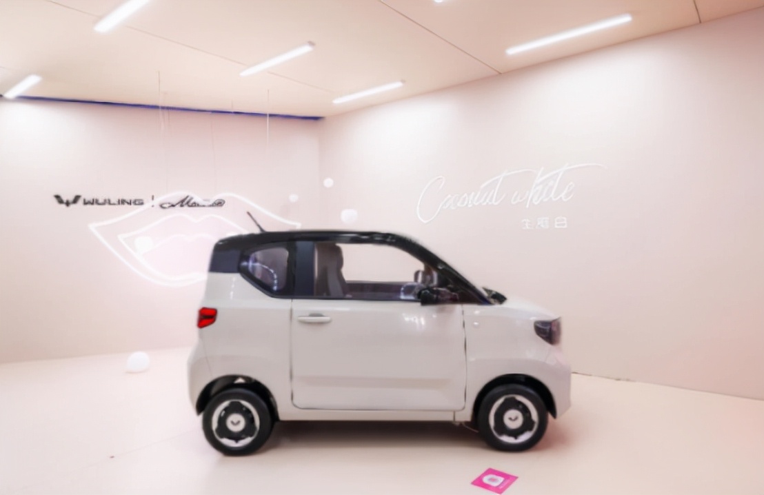 Hongguang MINIEV Macaron new car released - iNEWS