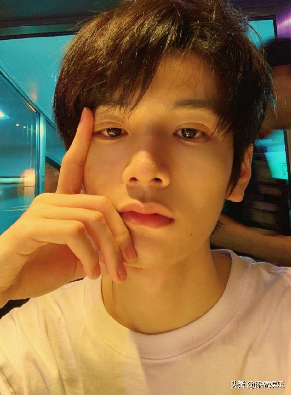 "Green 3" Liu Junhao suspected of falling in love and collapsed in his house, the support club ...