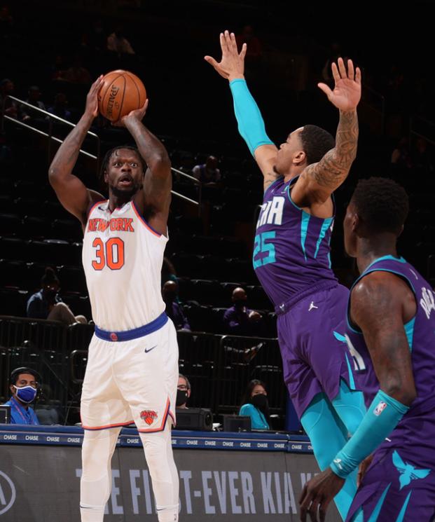 57+12+12, the Knicks are crazy!With a 7-game winning streak, Rose is ...