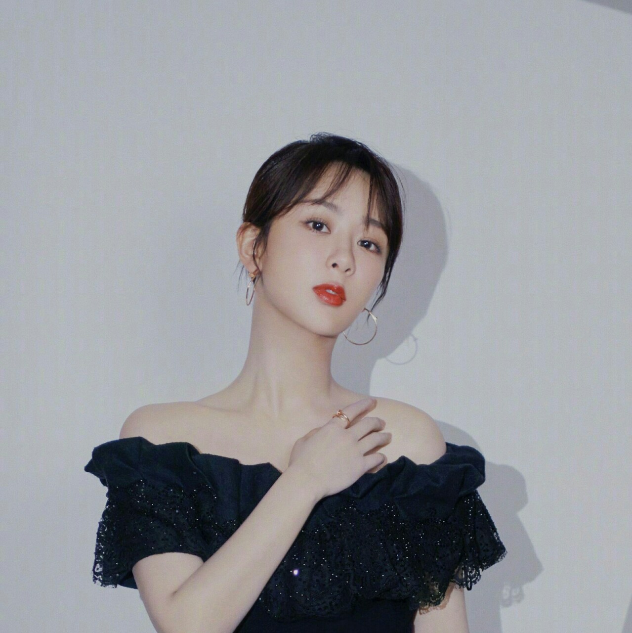 After it was revealed on the net that Yang Zi was robbed of the corner ...