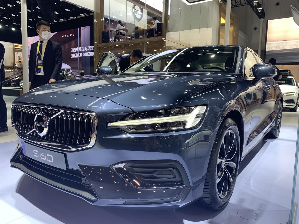 The all-new Volvo S60 has a high and youthful appearance. Although it is a good car, its sales ...