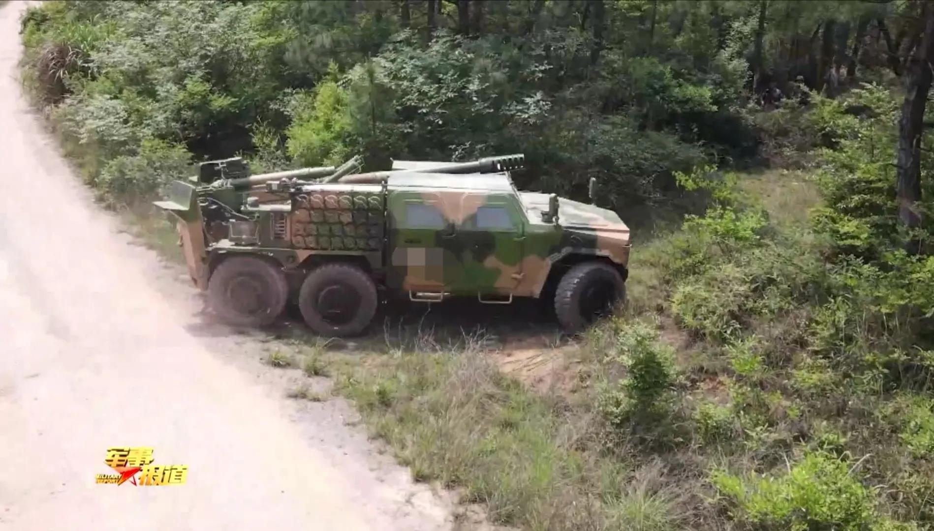 The small and powerful PCL171 ultra-light self-propelled howitzer is a big killer for our army's ...