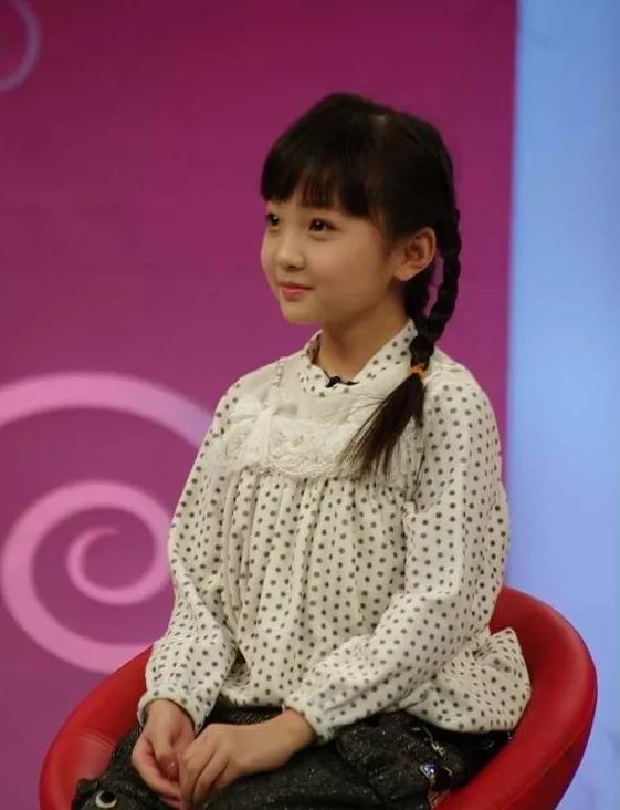 Lin Miaoke has graduated, and her growth is accompanied by controversy ...