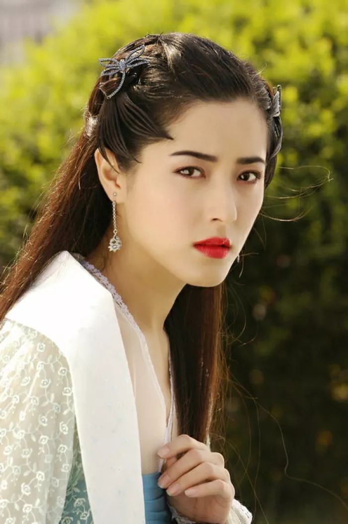 Zeng Li: She debuted at the age of 24 and acted as the No. 1 female ...