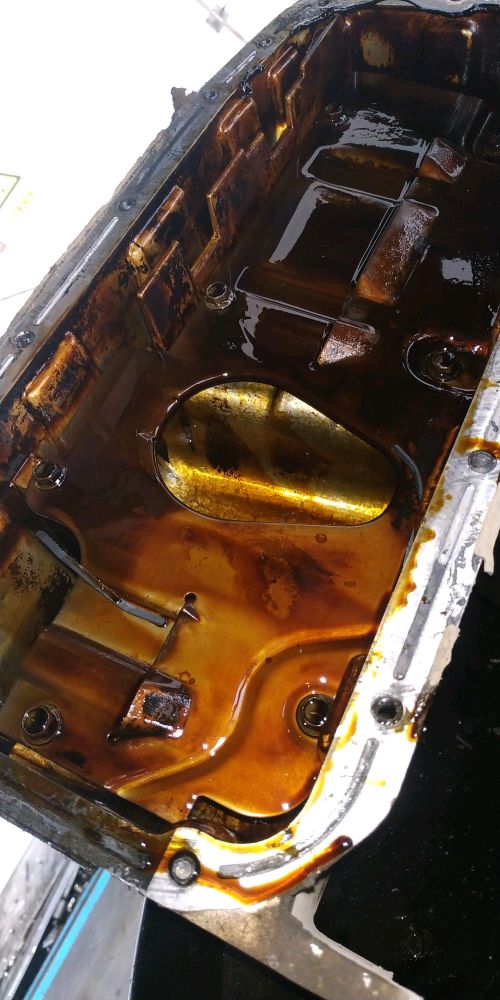 How to solve the problem of too much sludge inside the engine? - iNEWS