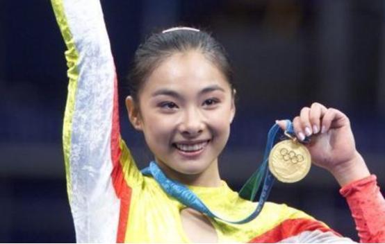 Liu Xuan rarely shows her face, but she is blessed, with fleshy cheeks ...
