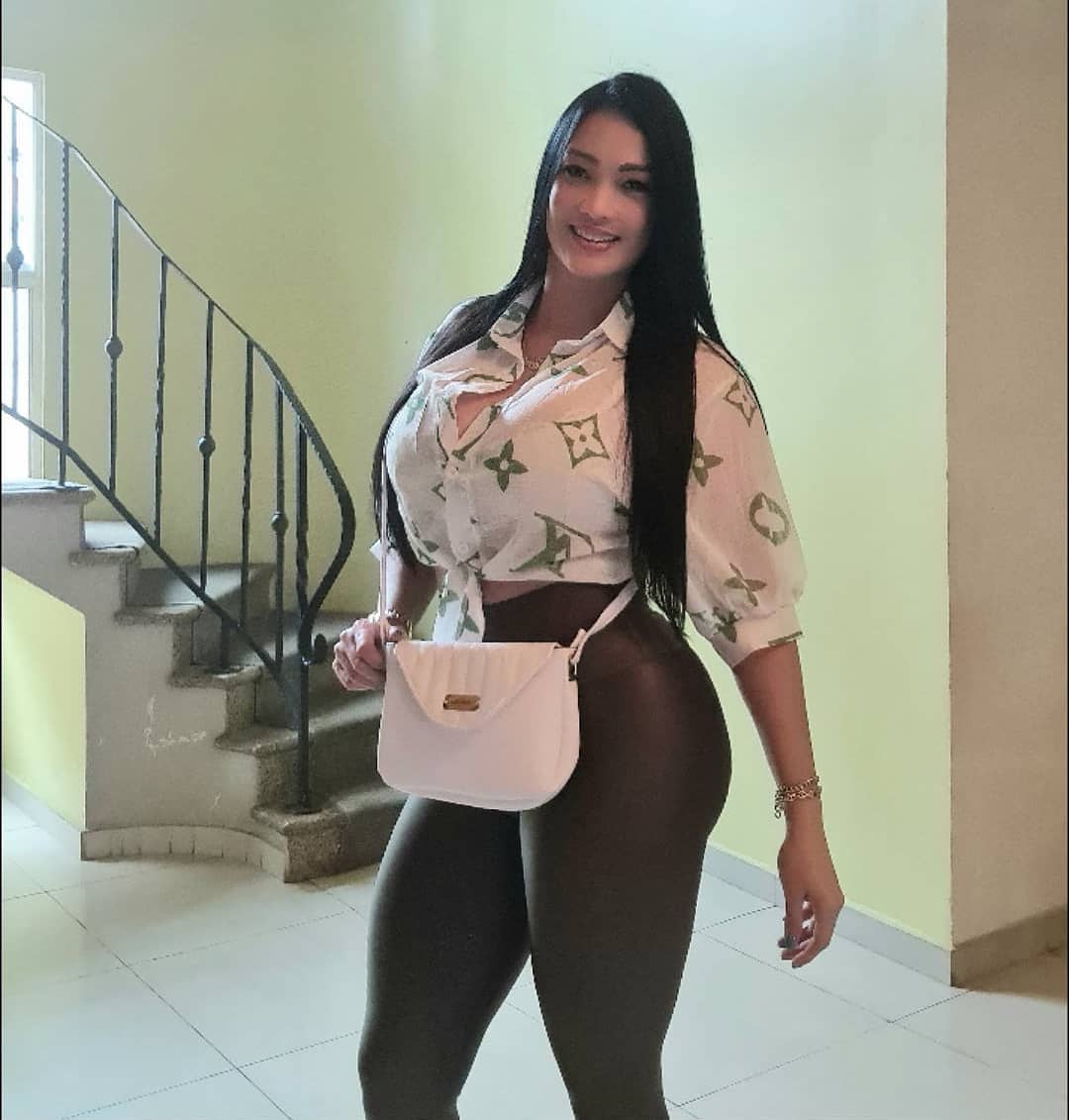 She is a Venezuelan model, with sweet looks and plump body shape, which ...