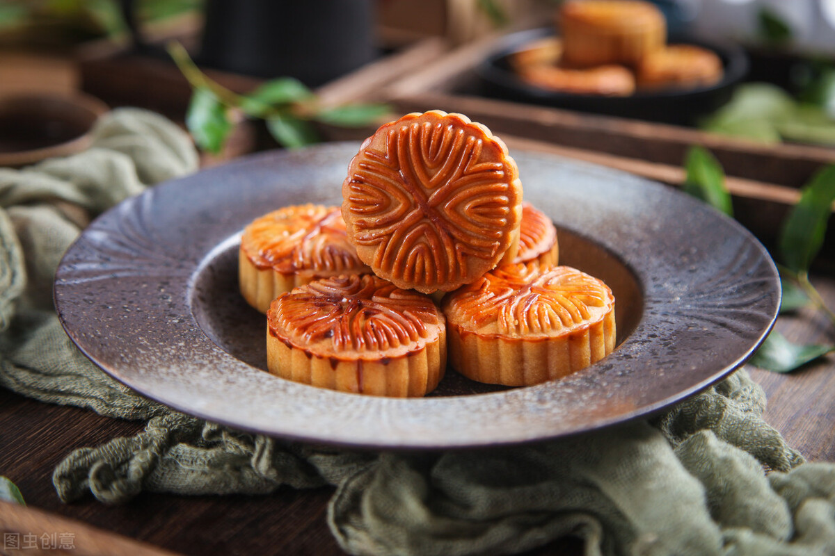 The origin of moon cakes on Mid-Autumn Festival - iNEWS