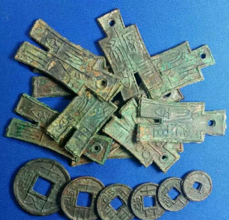 How to evaluate Wang Mang coins in history?The system is complete, but ...