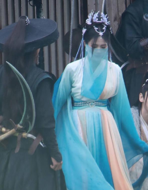 Official Changyue Jinming announced the boot, and the ancient costume ...