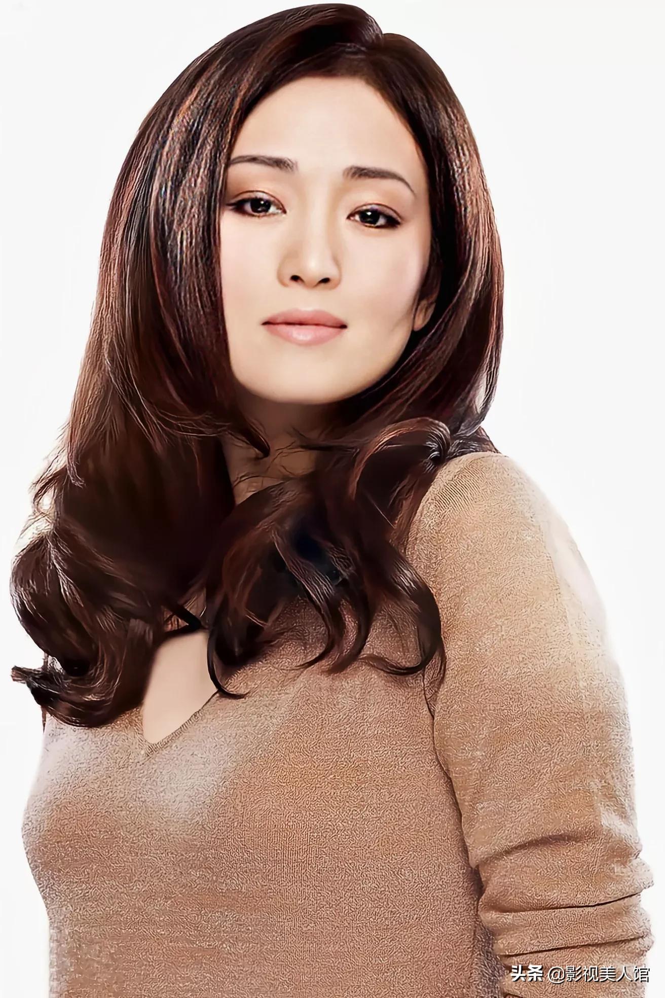 Gong Li's beautiful pictures - iNEWS