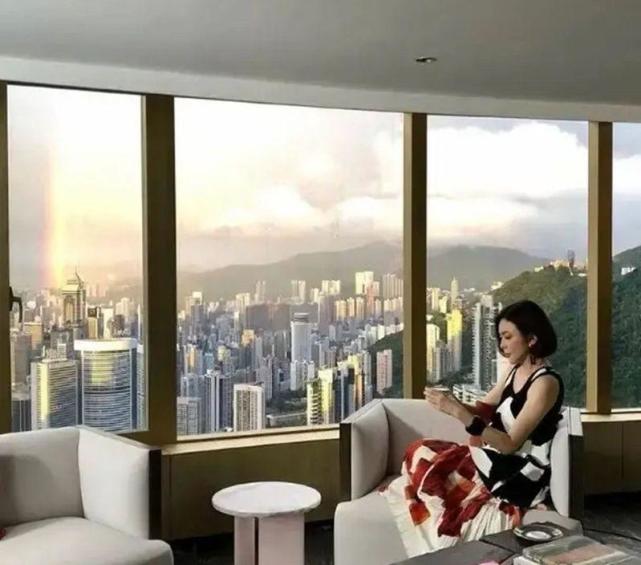 Guan Zhi Lin is rare to exposure, and has a good scenery of all Hong ...