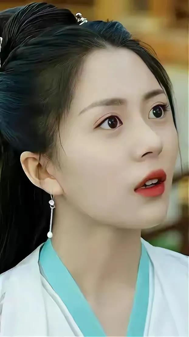 Shanghai actress-Tang Min - iNEWS