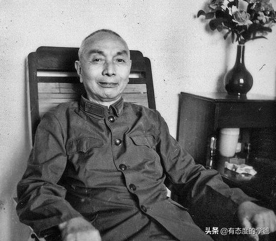 Du Yuming suspects that Guo Rugui is an undercover agent. Gu Zhu also ...