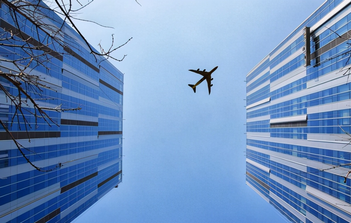 How can HNA go bankrupt and reorganize to save the aviation industry in ...