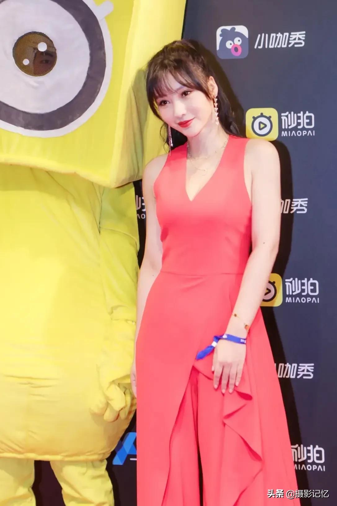 Liu Yan: There are female demons and Li, Pei Hui Xiang Shui Mei - iNEWS