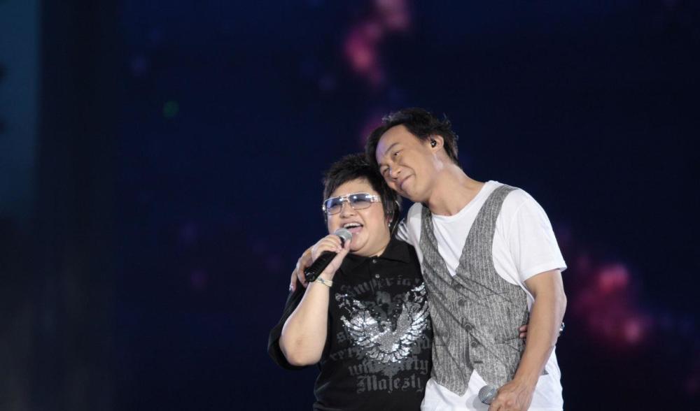 Not married yet, Han Hong, a charity worker, fell ill, just for the ...