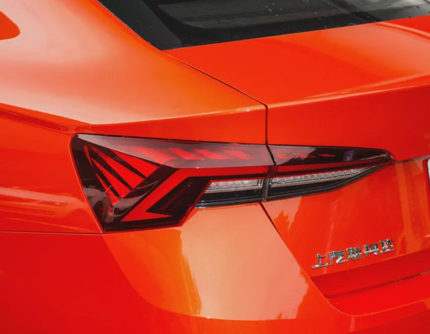 Who is more popular in fashion or home?Skoda Octavia Pro vs. Toyota ...