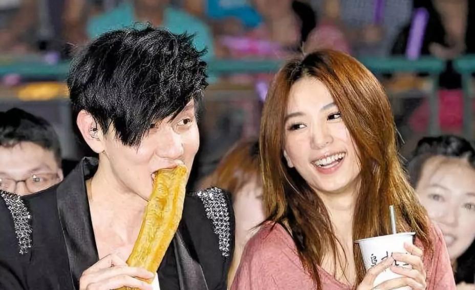 JJ Lin's "Secret Love History": Get the month before you get close to ...