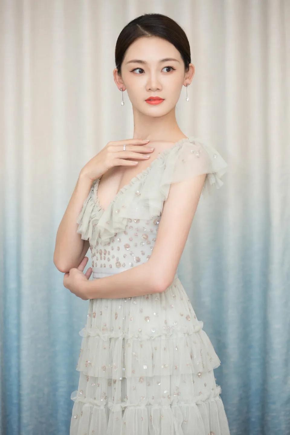 Pure Goddess: Miao Miao - iNEWS
