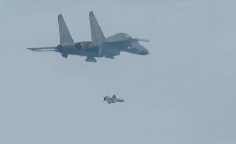 For the first time in the People's Liberation Army exercise, the J-16 ...