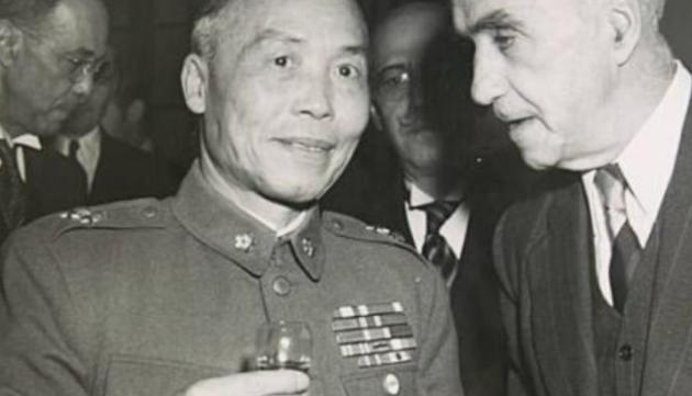 75-year-old Li Zongren married a 27-year-old female nurse. The two fell ...