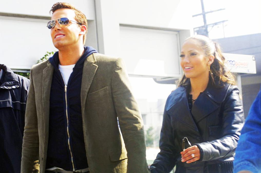 This is the US version of "Feng Fei Lian"!The former top-rated couple ...