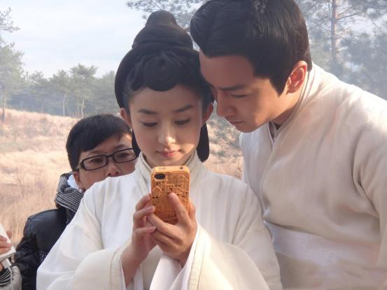 Confusing behavior!Feng Shaofeng and his wife officially announced ...