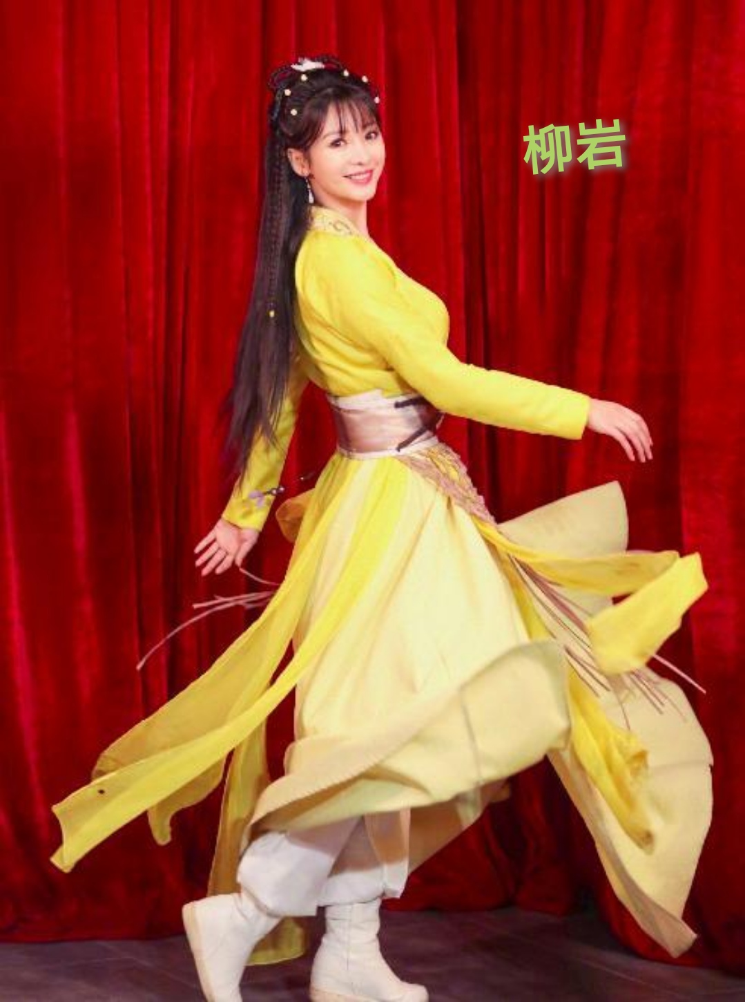 Liu Yan has also come to play Huang Rong. The "Shooting the Condor" has ...