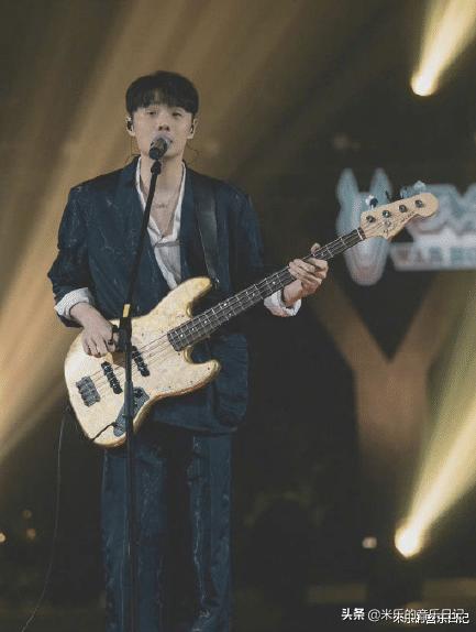 Li Ronghao covers Beyond "The Lover", I would like to admit that he is ...