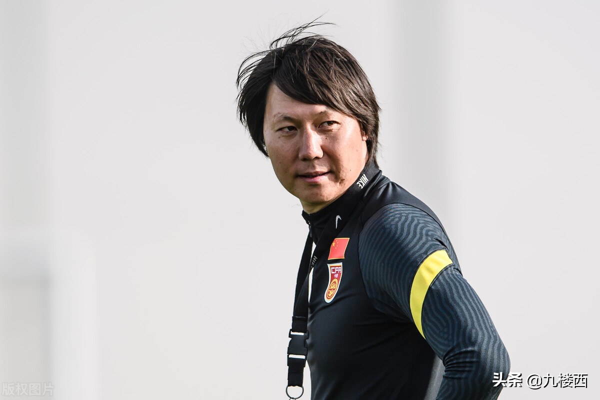 Li Tiejun's order is ridiculous.Losing to Vietnam is not a voluntary ...