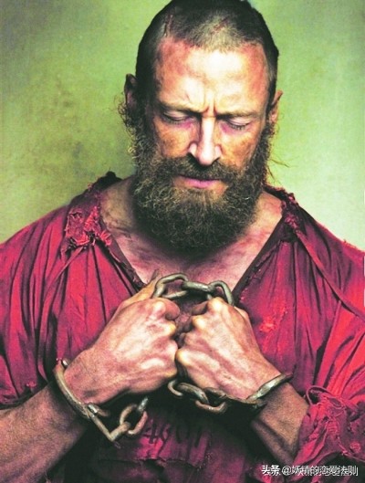 A brief reading of "Les Miserables": Is it the world or poverty that ...