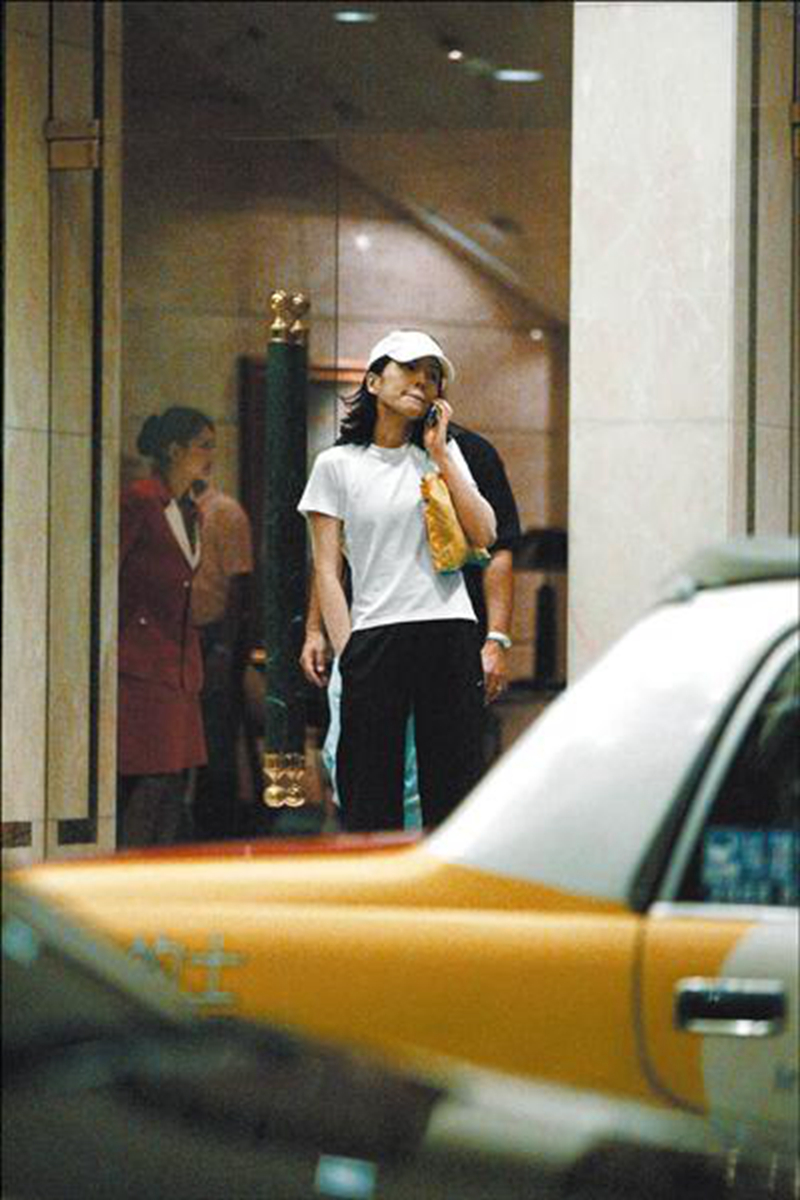 Jacky Cheung loved her for 35 years and retired for the king of heaven ...