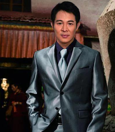 After Jet Li became popular, he asked his eldest brother to be an assistant with an annual ...