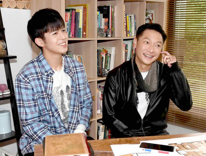 Congratulations!Xie Zuwu's son was admitted to the university's drama ...