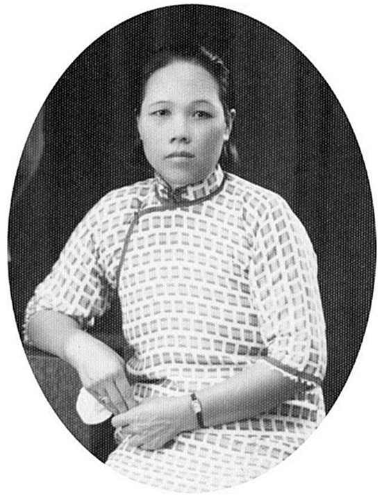 In 1990, Li Zongren passed his wife's 100th birthday, and his son Li ...