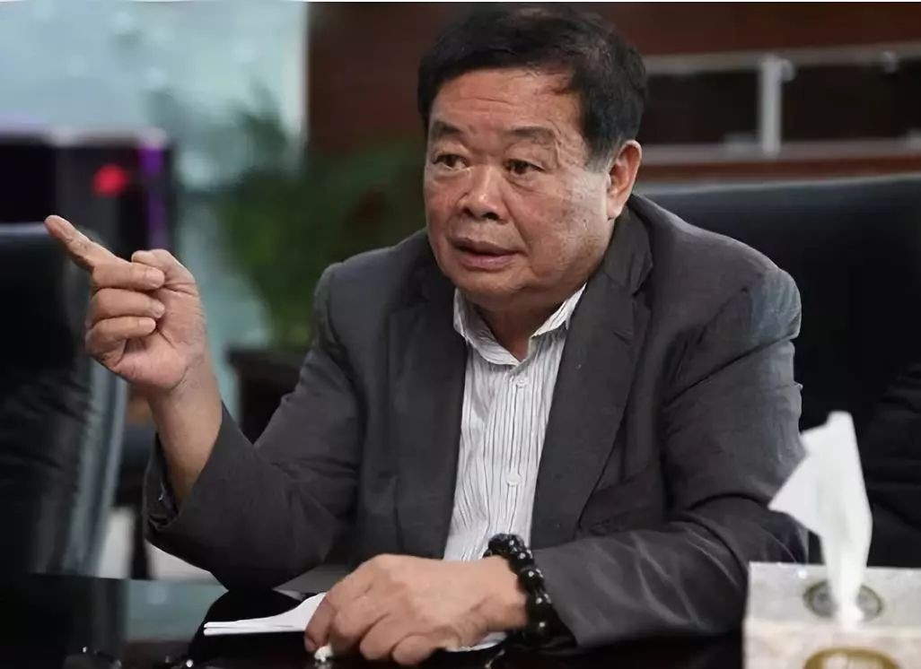 "Glass King" Cao Dewang: My achievements today have never used any ...