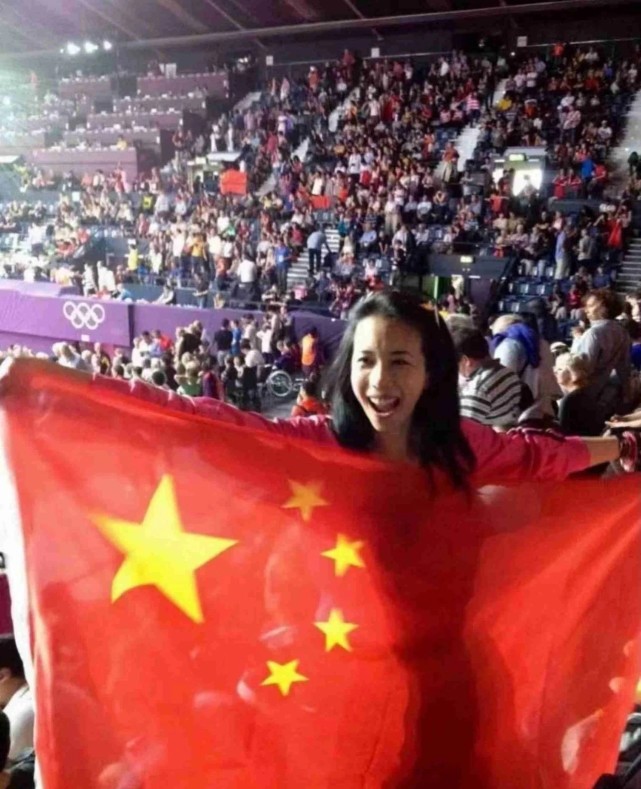 With legs worth 30 million, she married her first love at the age of 40 ...